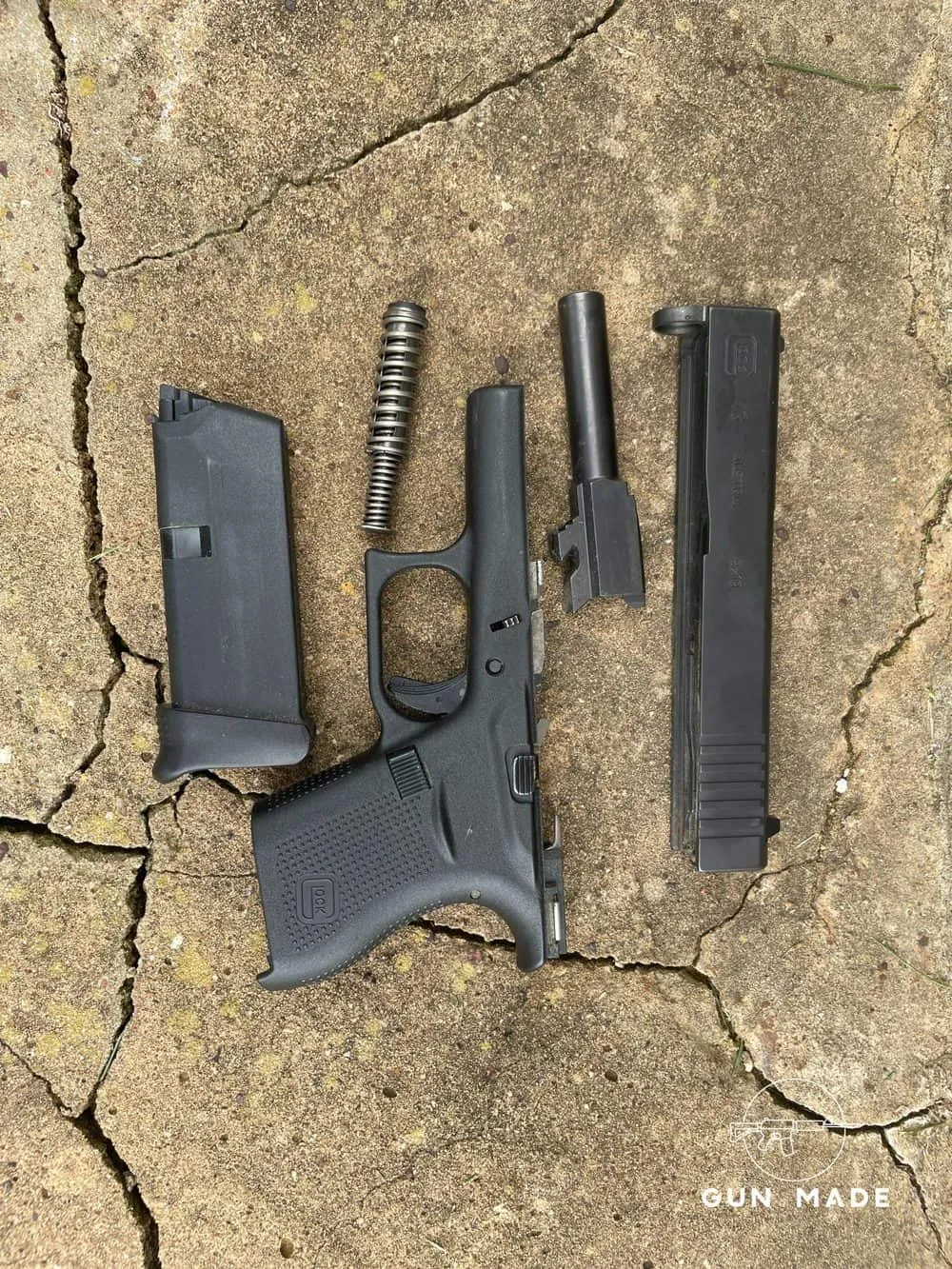 Best Glocks for Concealed Carry [2023]: Photos + Reviews