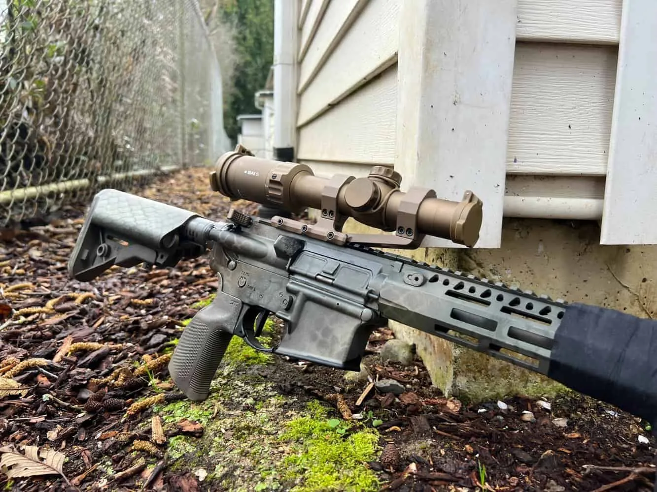 14 Best AR-15s In 2024: Ultimate Guide & Build Photos