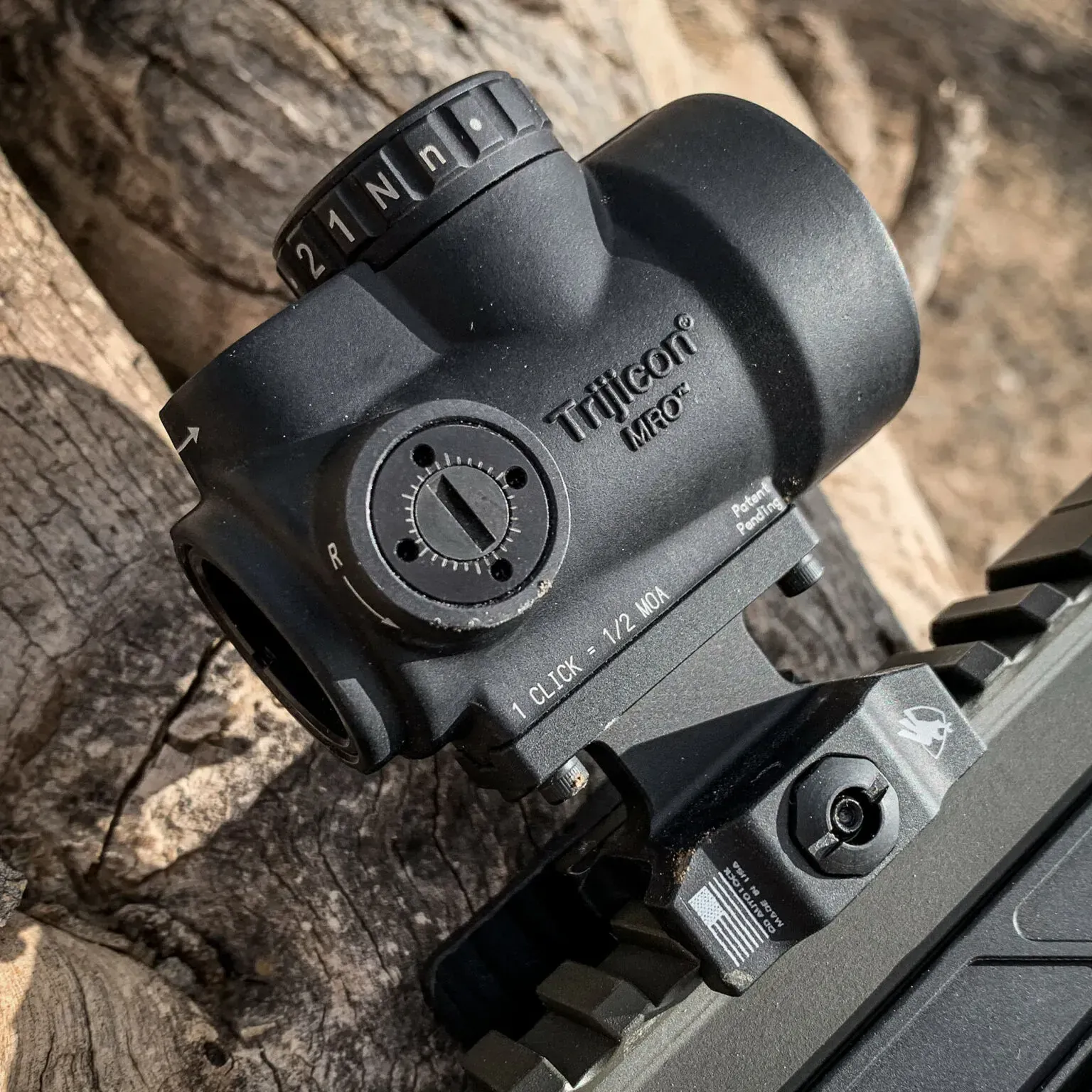 10 Best AR-15 Red Dots, Holographic Sights, and Prism Scopes in 2024